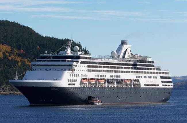 Croisières MS Veendam (Holland America) 2018: cabines, ponts, activités ...