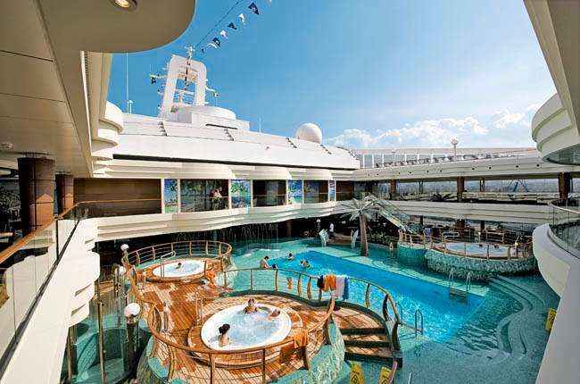 Crociere MSC Fantasia 2019-2020: attività, navi, offerte.